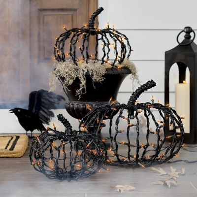 Yard Pumpkins | Grandin Road