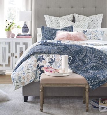 How To Layer Your Bed: Our Best Bedscaping Tips - Grandin Road Blog